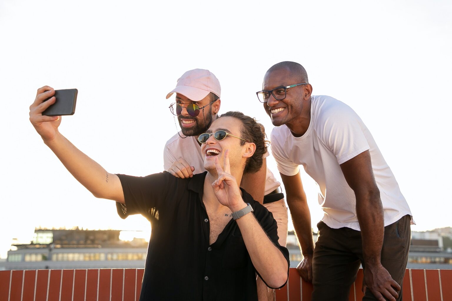 Per chi è già cliente TIM c'è il concorso TIM Party della Domenica ...