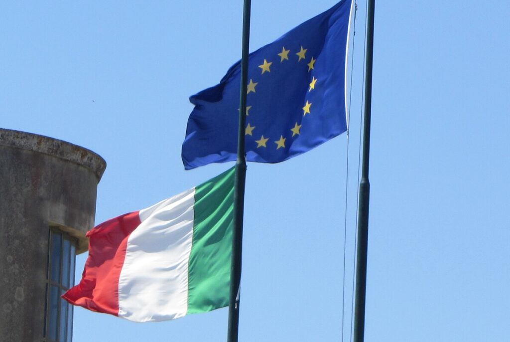 Roaming Ue: più Giga e costi extrasoglia ridotti da gennaio 2025 ...